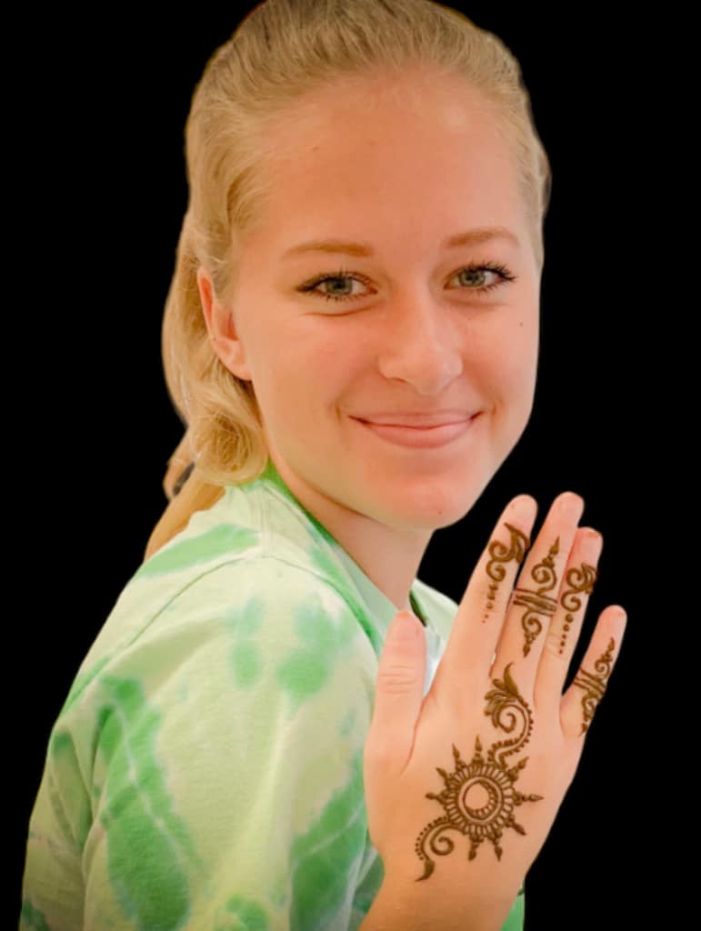 7 Beautiful and Meaningful Henna Tattoo Designs - Goglamour360